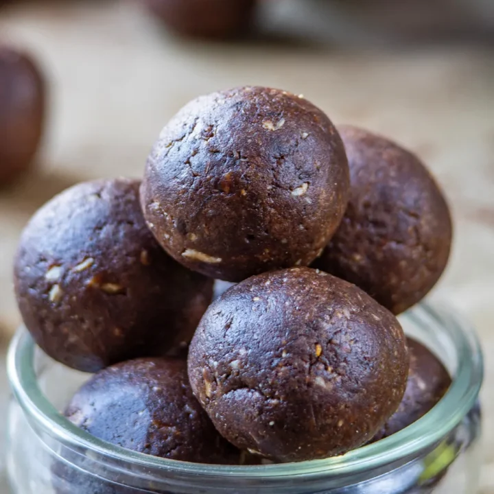 Keto Protein Balls – WellSama